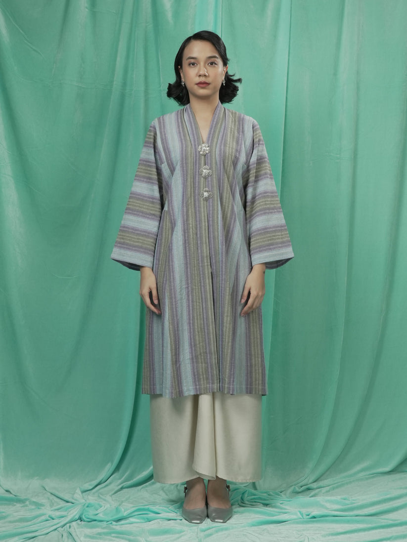 Kebaya Lampai Silang Ungu – GEMPIKAT